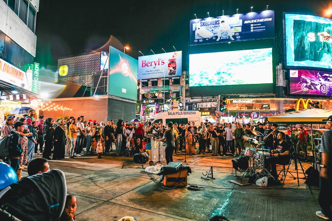 Jalan Bukit Bintang: Shopping, Food, Hotels, Spa & Nightlife