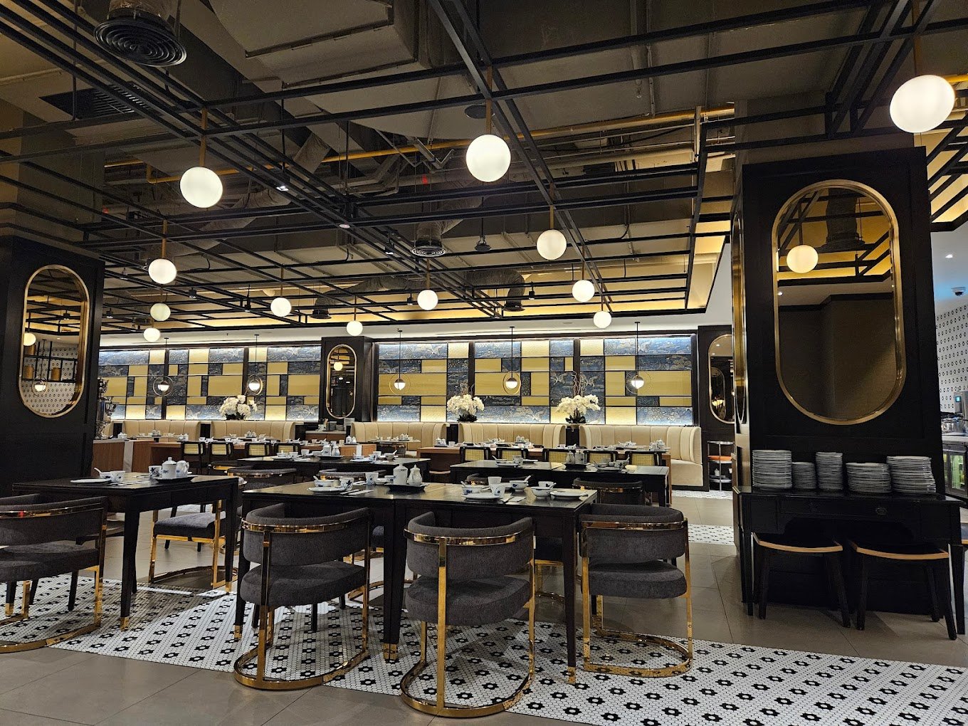 The Starhill Dining: Michelin-Selected Fine Dining & Buffets